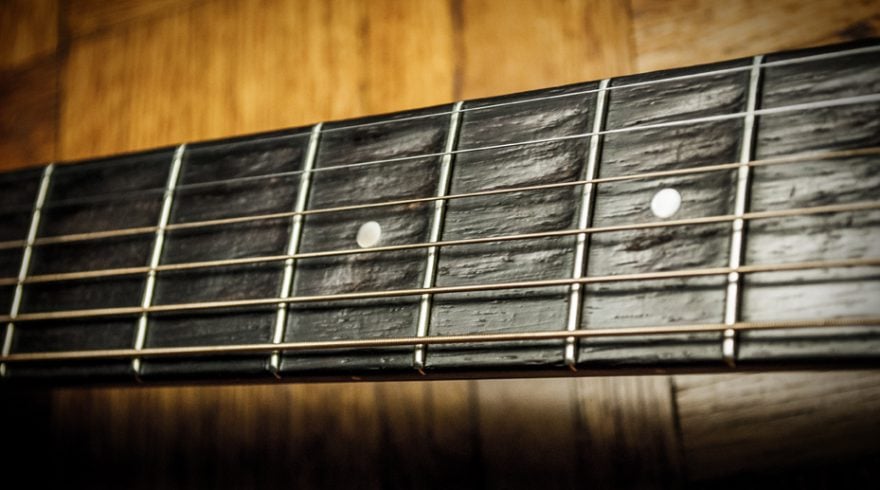 Anatomy of a Road Worn Guitar - Stephen Arnold Music